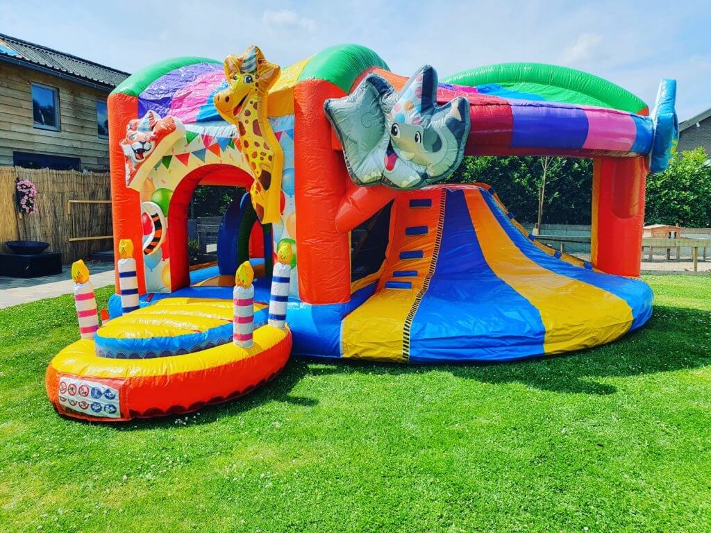 Springkussen Multiplay XL Party – Plezier en Spel